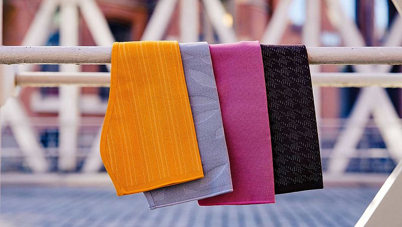 Colourful compression stockings in oedema therapy | medi